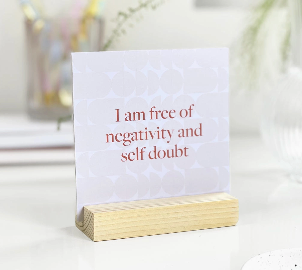 Positive Affirmation Cards With Wooden Stand – Me To You Box
